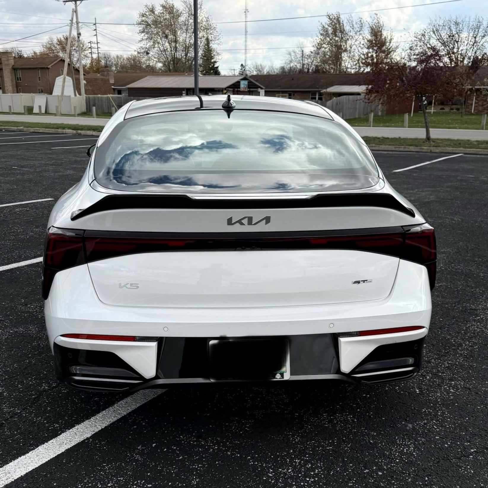 Kia K5 Duckbill Spoiler (2025-2026) | Easy Installation using 3M Tape ...